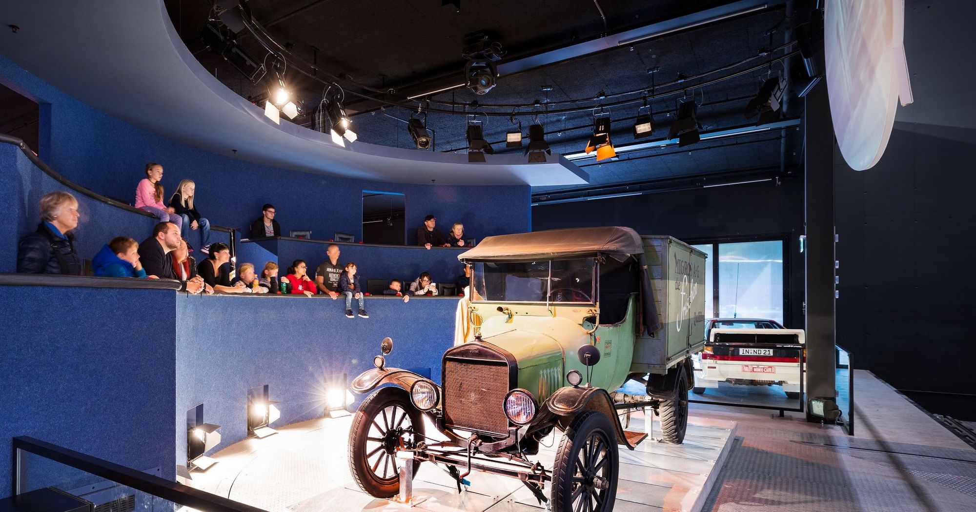 Verkehrshaus der Schweiz | Paradies für Entdeckerinnen und Entdecker