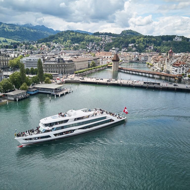 Croisières sur le lac des Quatre-Cantons à Lucerne