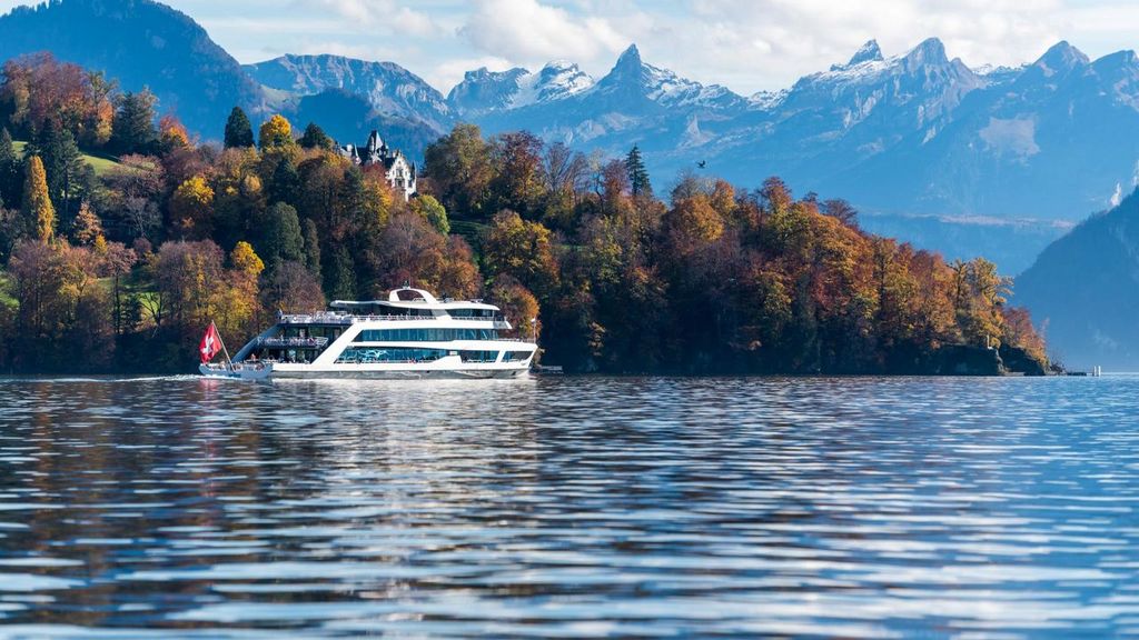 Boat trips on Lake Lucerne in Lucerne